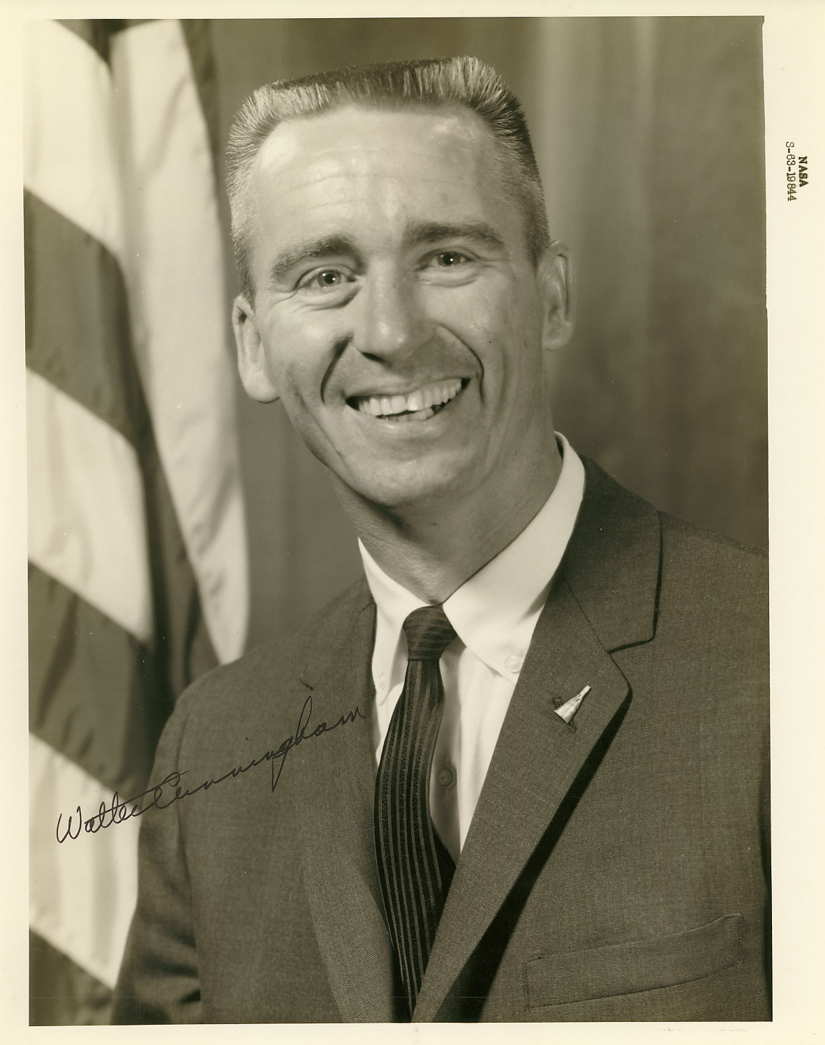 "Antique" Walter Cunningham Photos - collectSPACE: Messages